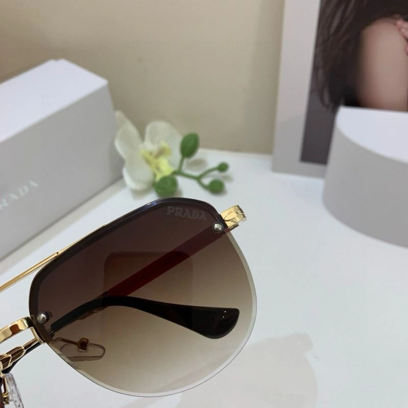 Accurate model Prada Sunglasses