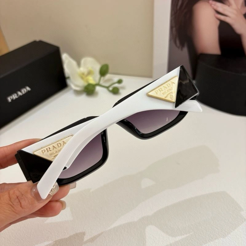 High fidelity Prada Sunglasses