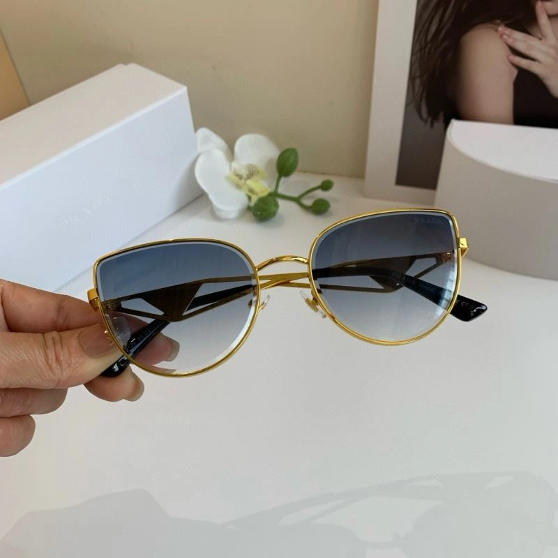 Exact replica Prada Sunglasses