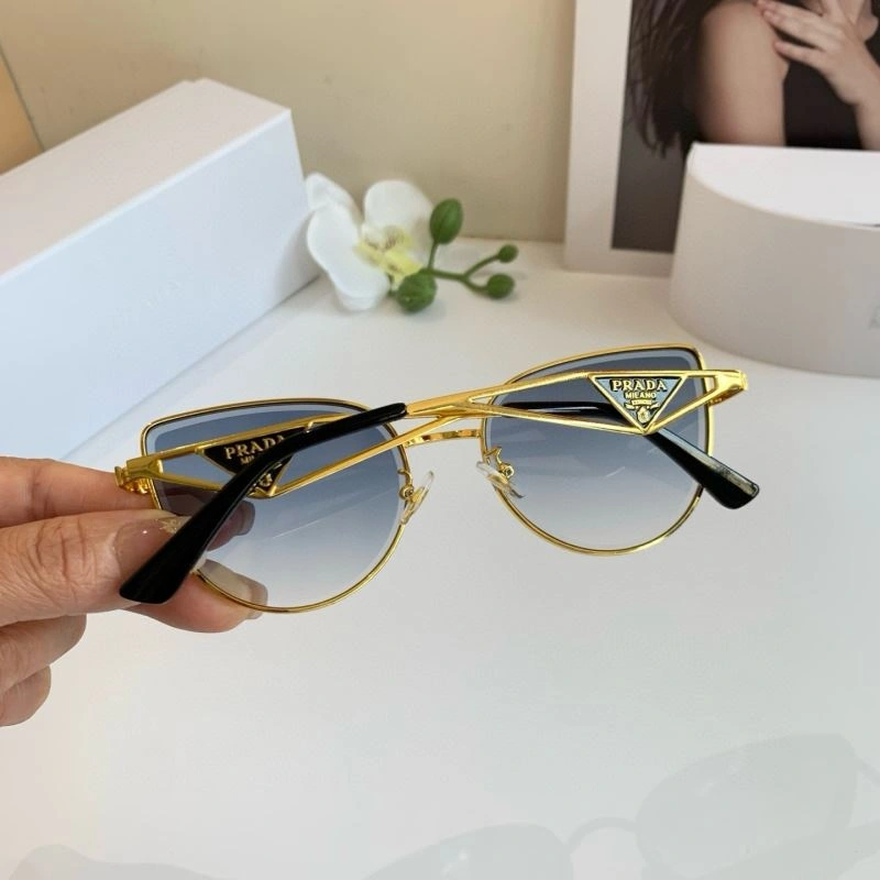 Exact replica Prada Sunglasses