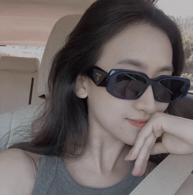 Perfect replica Prada Sunglasses