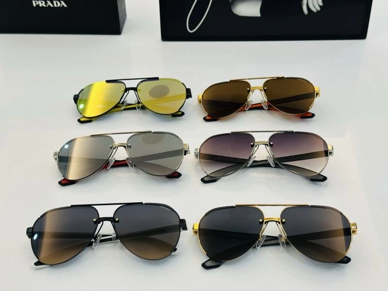 Top match Prada Sunglasses