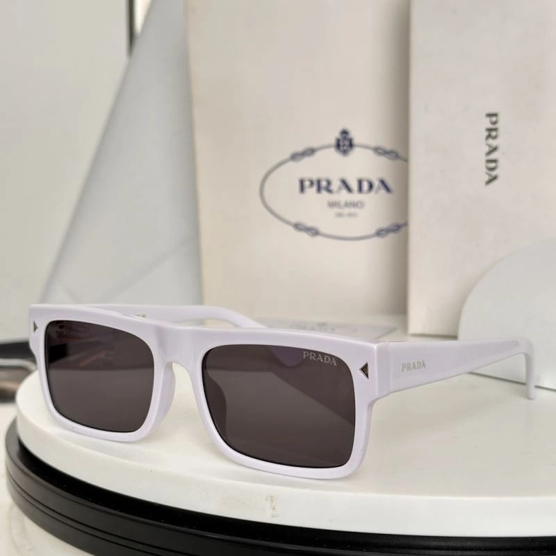 Low-cost Prada Sunglasses