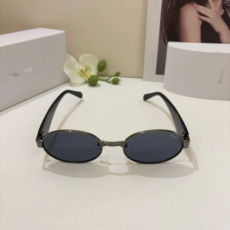 Accurate model Prada Sunglasses