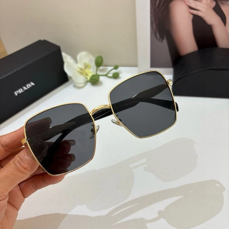 1:1 copy Prada Sunglasses