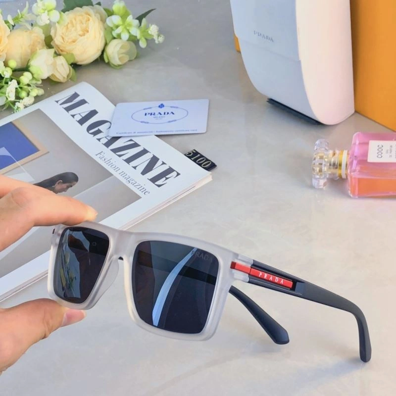 Low-cost Prada Sunglasses