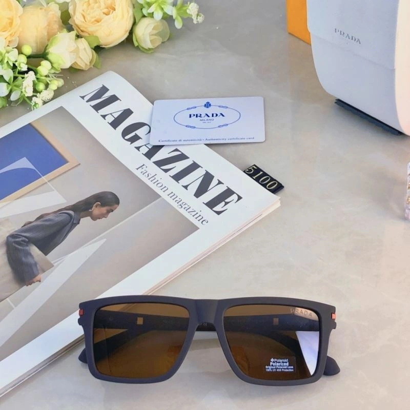 Low-cost Prada Sunglasses