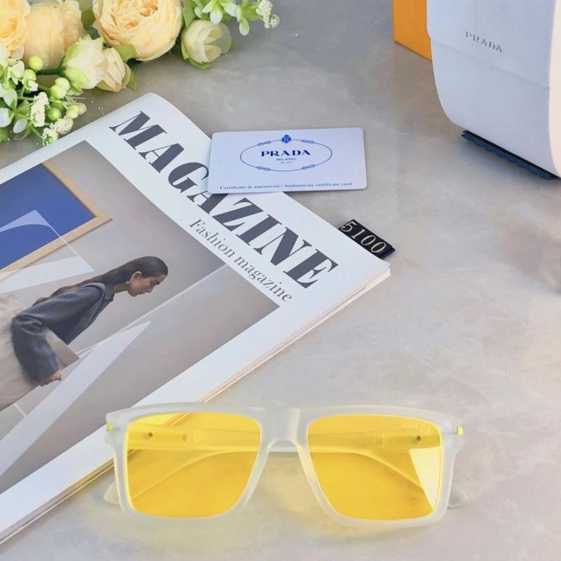 Low-cost Prada Sunglasses