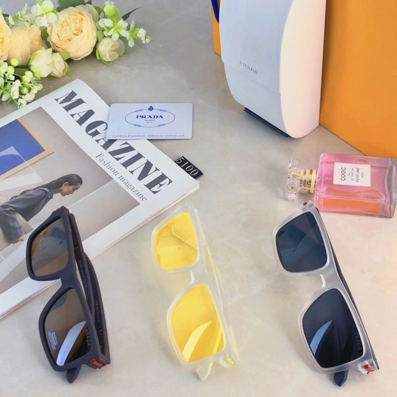 Low-cost Prada Sunglasses