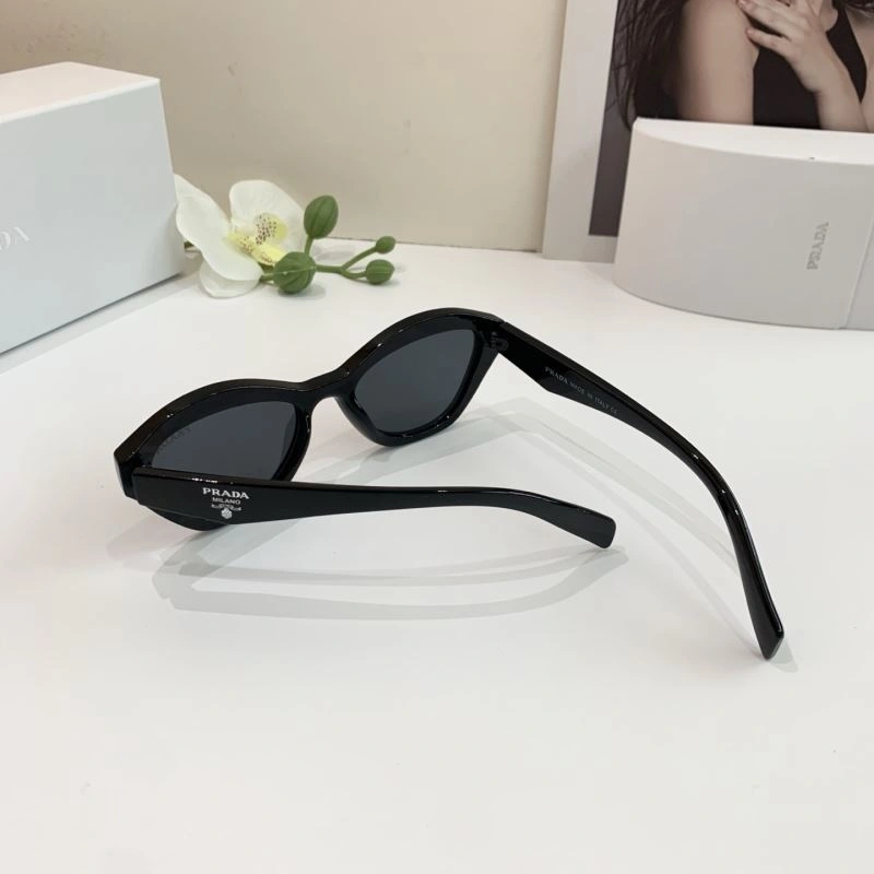 Perfect replica Prada Sunglasses