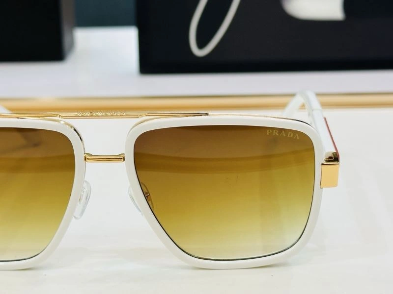 Factory-made Prada Sunglasses