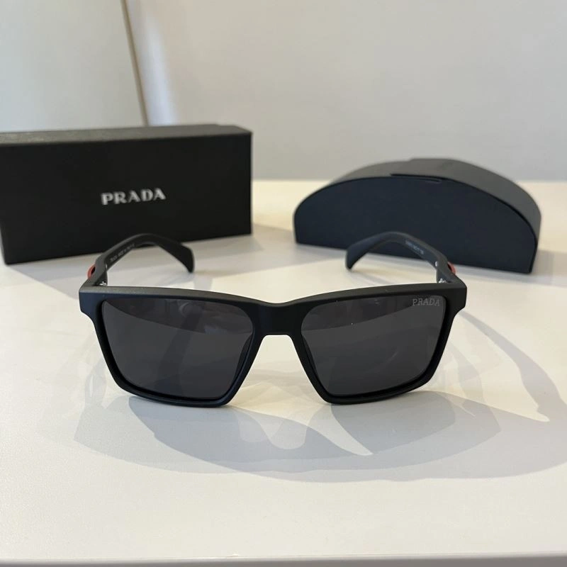 Top mirror Prada Sunglasses