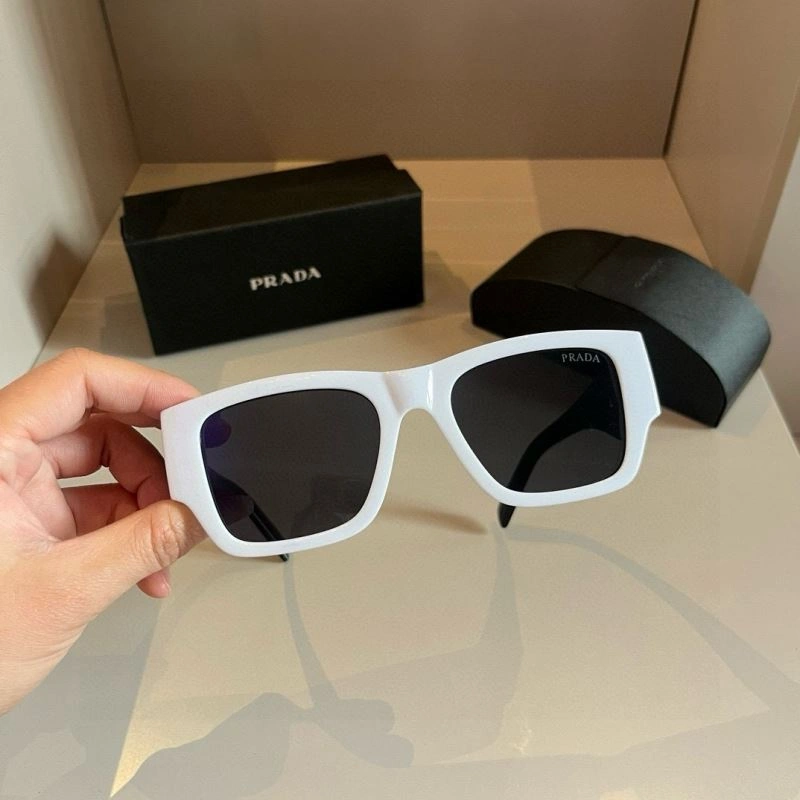 Factory-made Prada Sunglasses