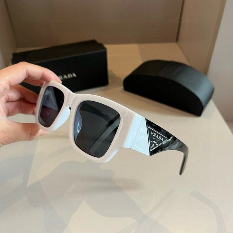 Factory-made Prada Sunglasses