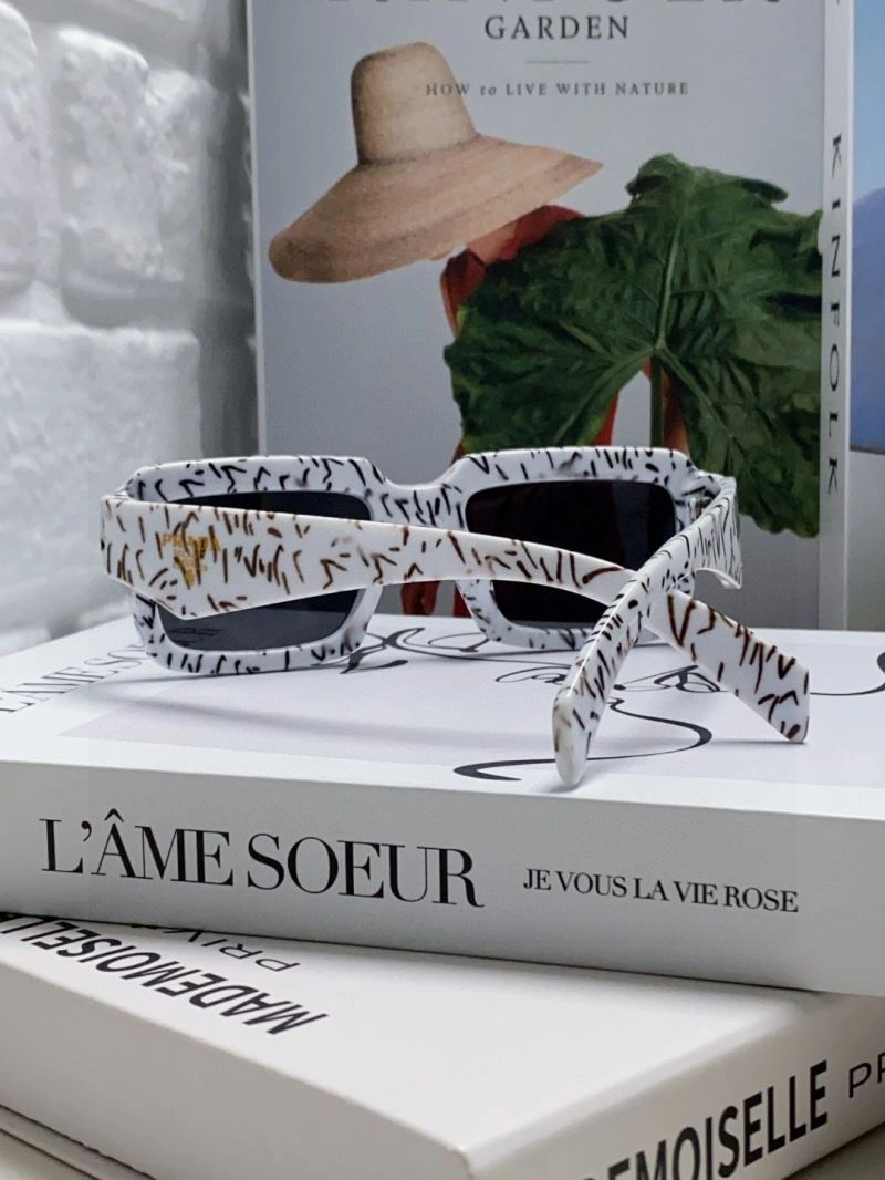 Factory-made Prada Sunglasses