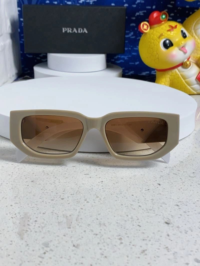 Low-cost Prada Sunglasses