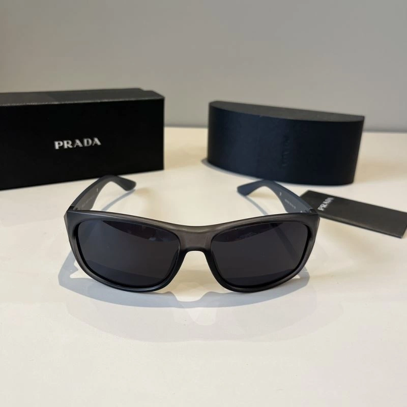 Top mirror Prada Sunglasses