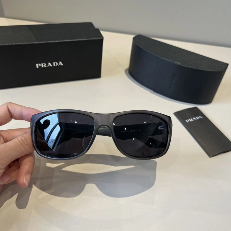 Top mirror Prada Sunglasses