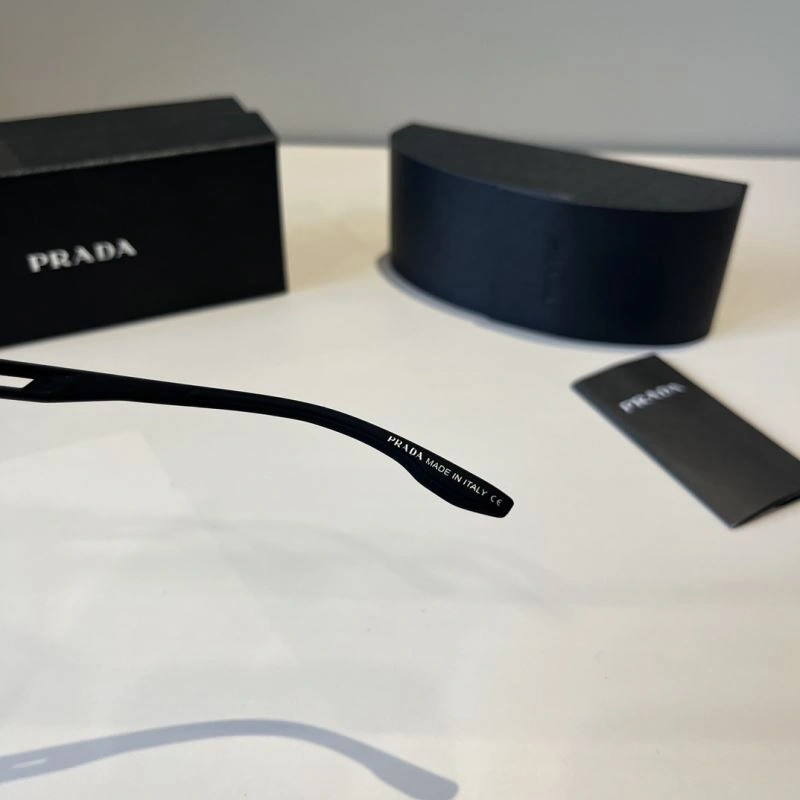 High fidelity Prada Sunglasses
