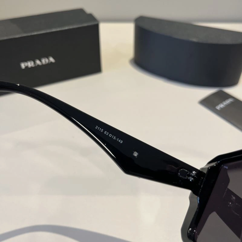 High fidelity Prada Sunglasses