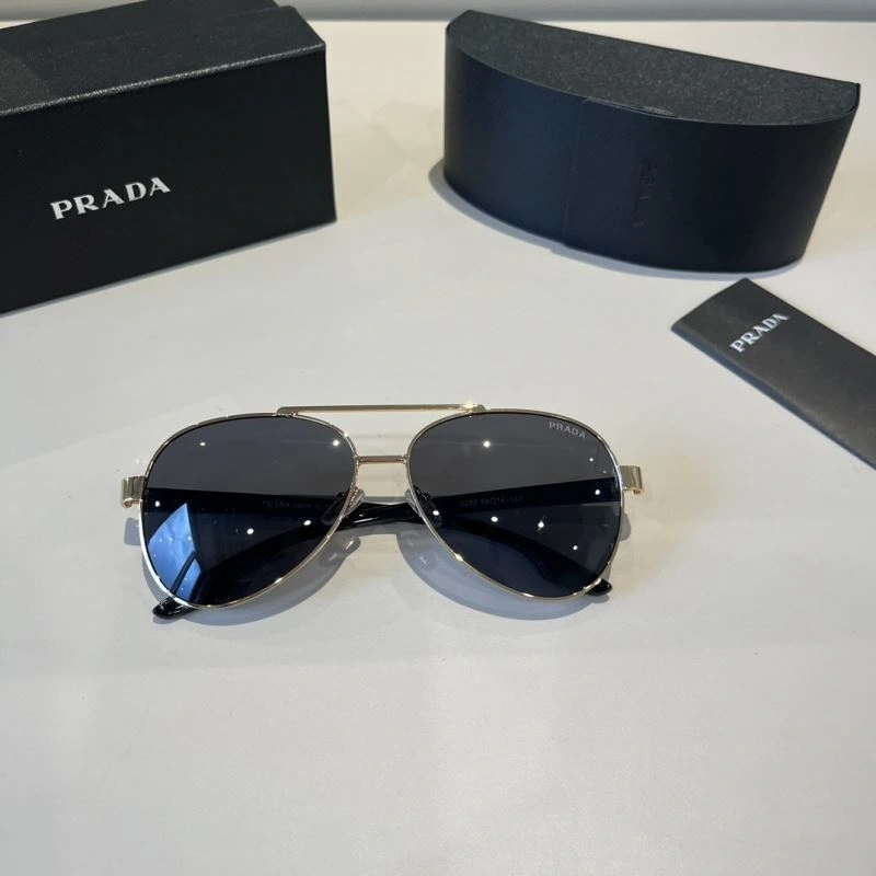 Accurate model Prada Sunglasses