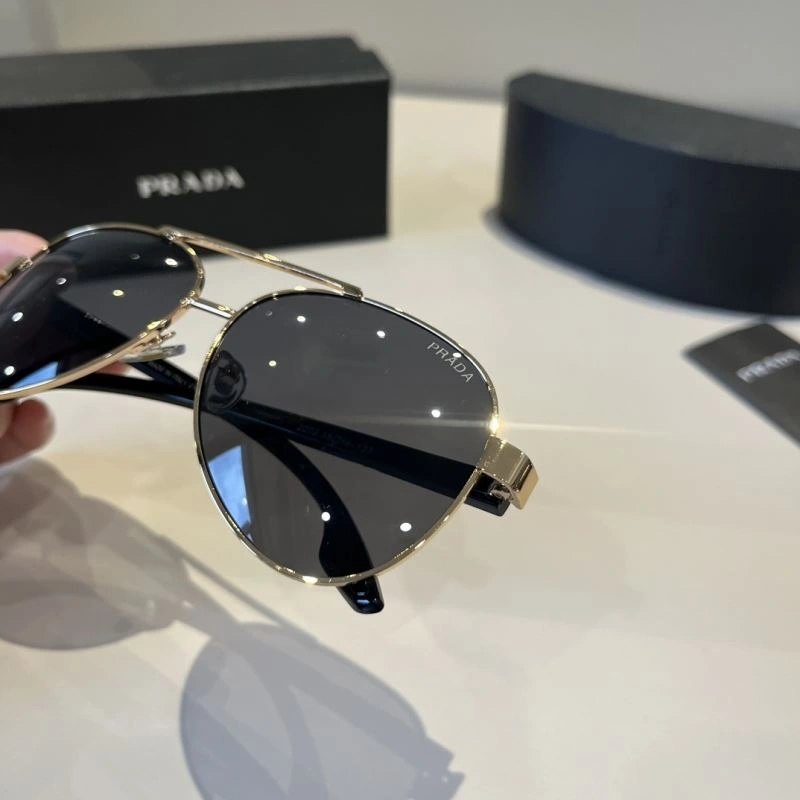 Accurate model Prada Sunglasses