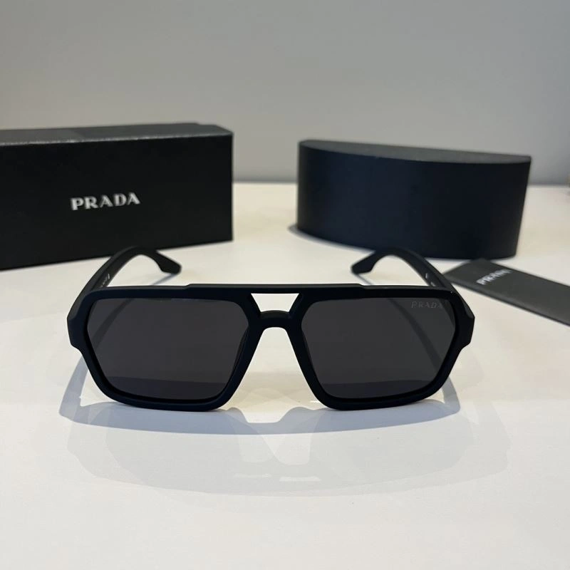 Top match Prada Sunglasses