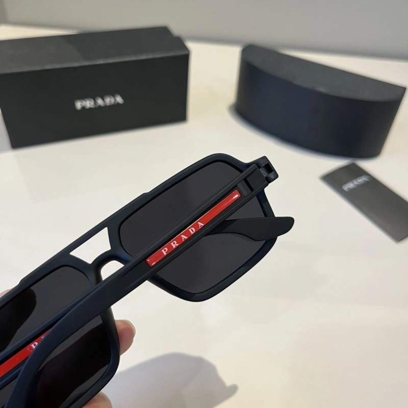 Top match Prada Sunglasses