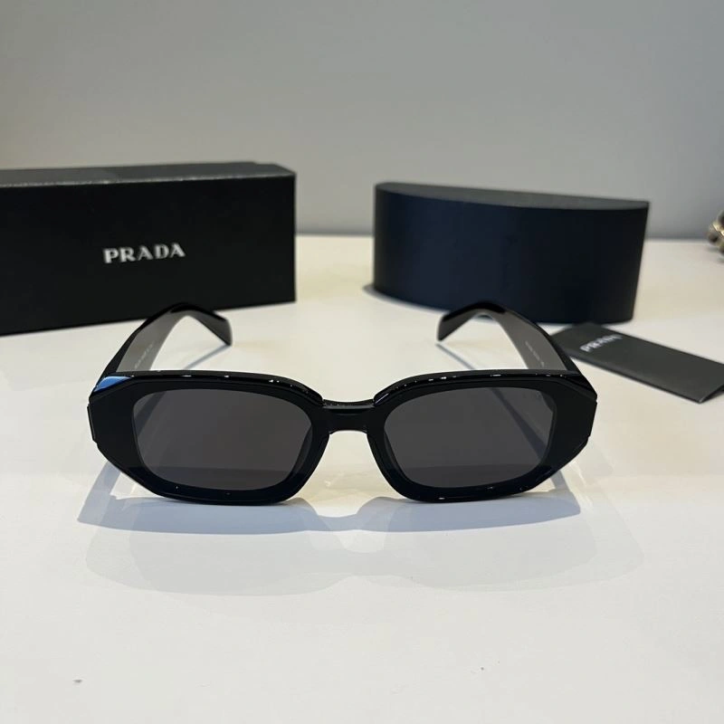 Accurate model Prada Sunglasses