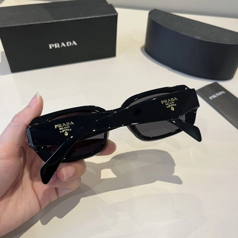 Accurate model Prada Sunglasses