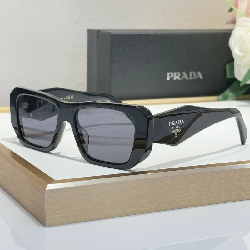 Low-cost Prada Sunglasses