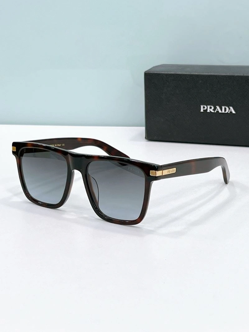 Top mirror Prada Sunglasses
