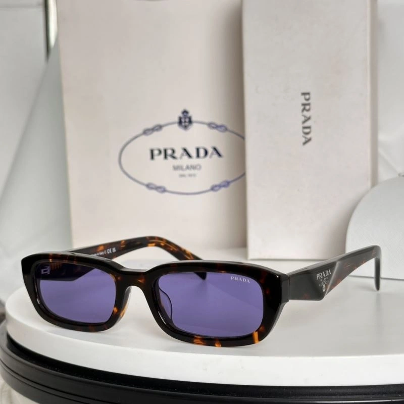 Low-cost Prada Sunglasses