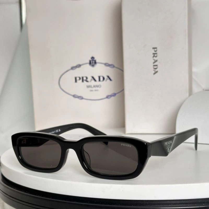 Low-cost Prada Sunglasses