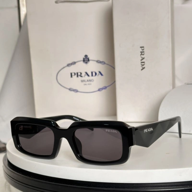Accurate model Prada Sunglasses
