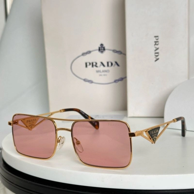 Top mirror Prada Sunglasses