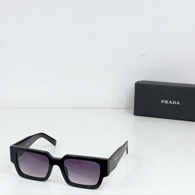 Top match Prada Sunglasses