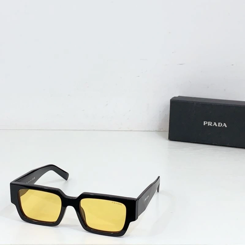 Top match Prada Sunglasses