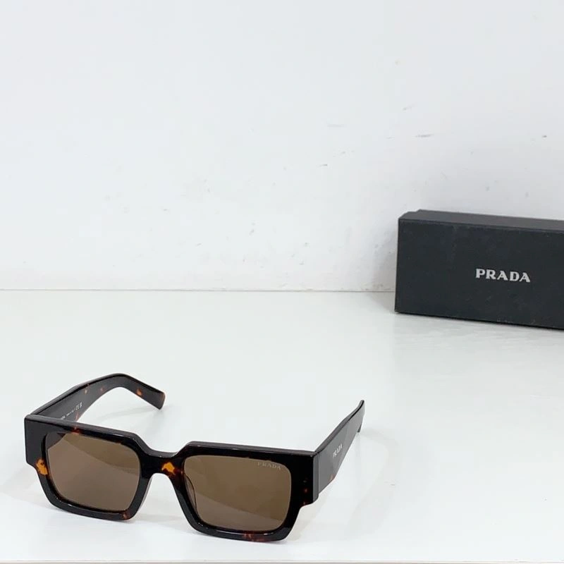 Top match Prada Sunglasses