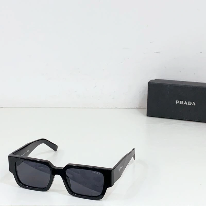 Top match Prada Sunglasses