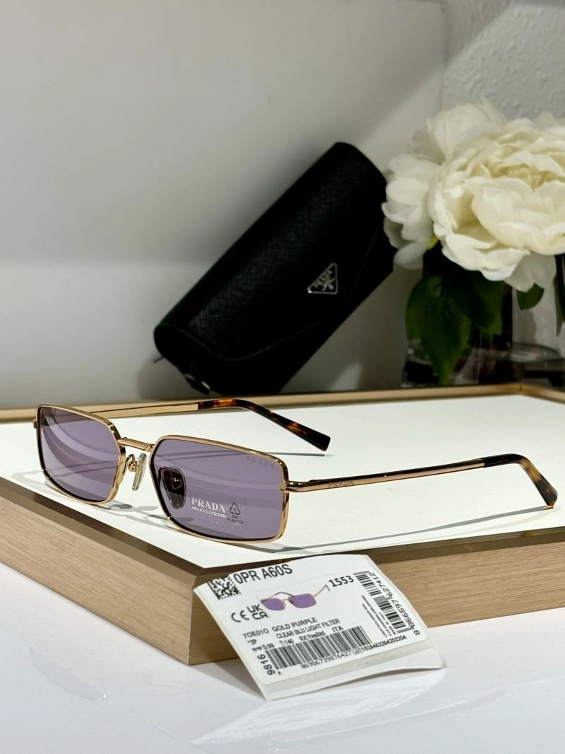 Low-cost Prada Sunglasses