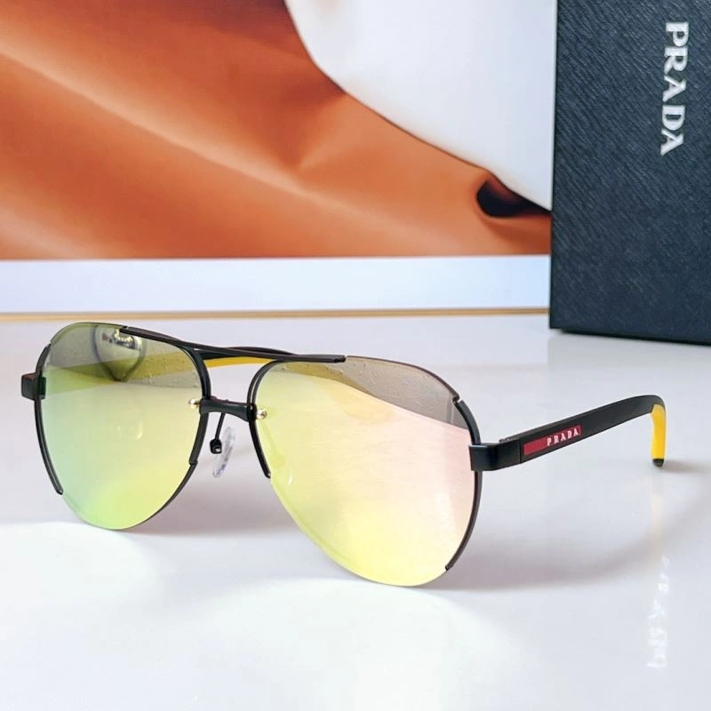 Top match Prada Sunglasses