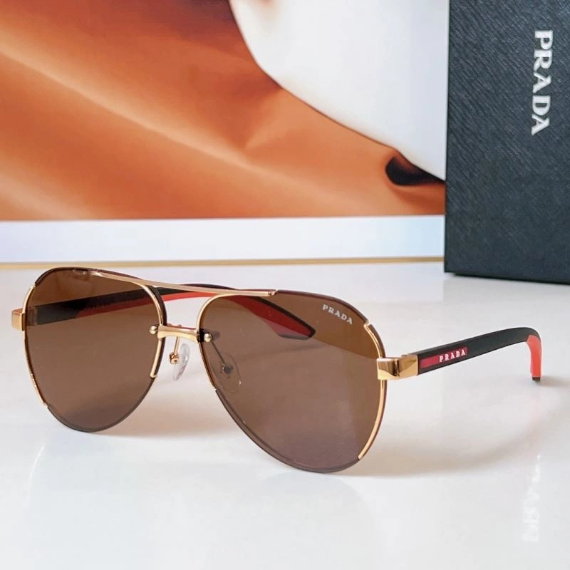 Top match Prada Sunglasses