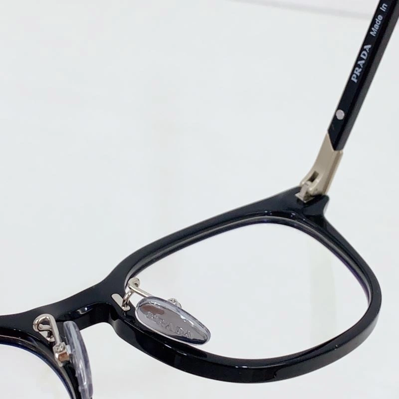 Top match Prada Sunglasses