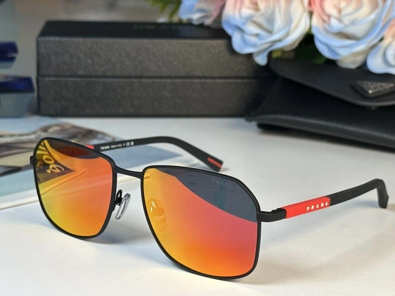 Accurate model Prada Sunglasses
