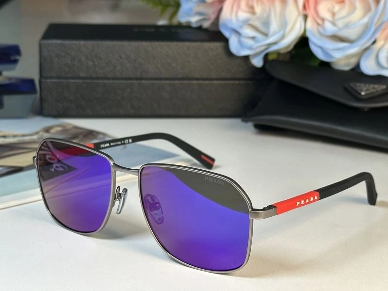 Accurate model Prada Sunglasses