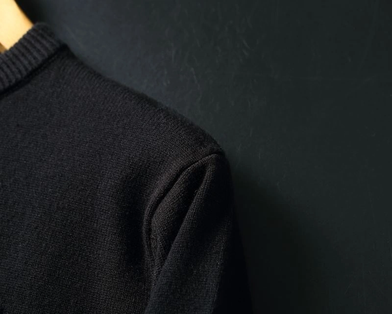Factory-made Prada Sweaters