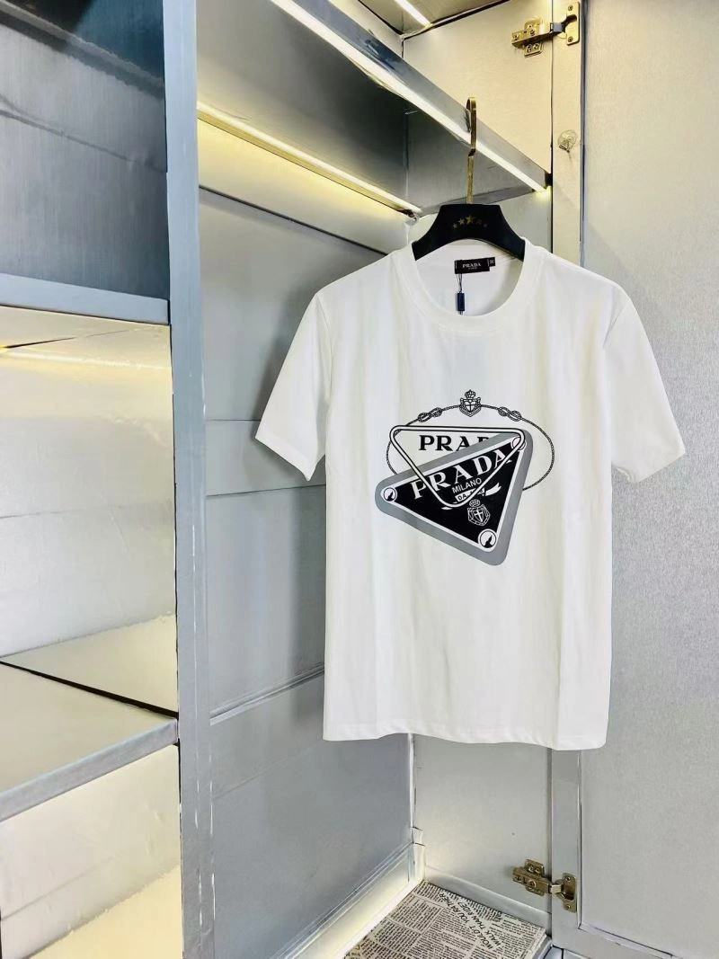 Bargain Prada T-Shirts