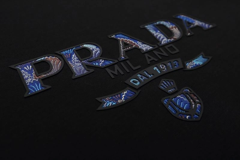 Accurate model Prada T-Shirts