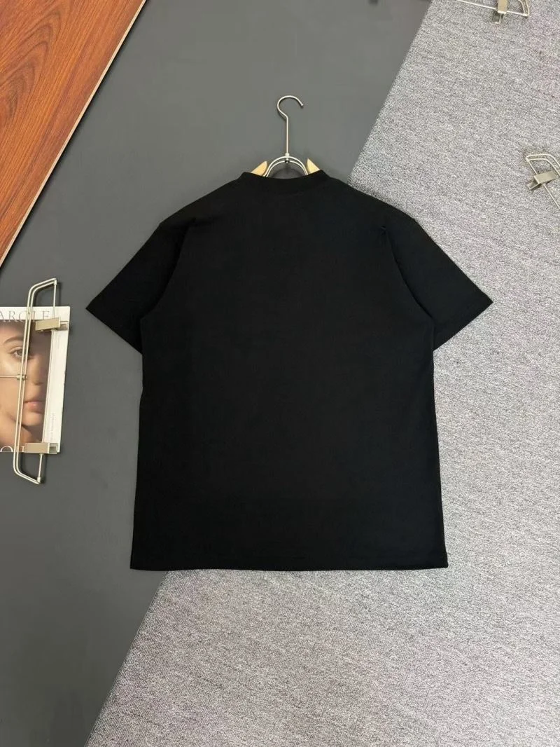 Cut-rate Prada T-Shirts